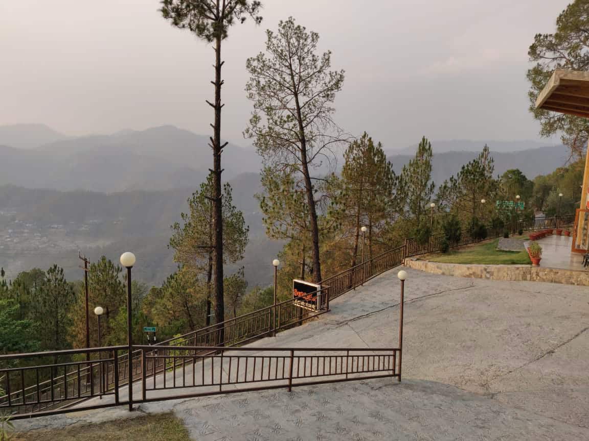 Binsar - A Hideaway in Himalayas [Perfect Travel Guide for Travelers]