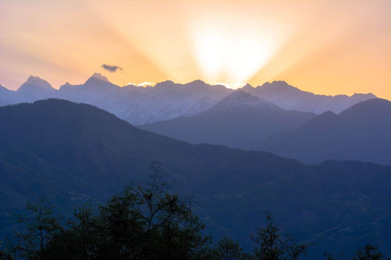 The Ultimate Munsiyari Travel Guide for Tourists & Travelers