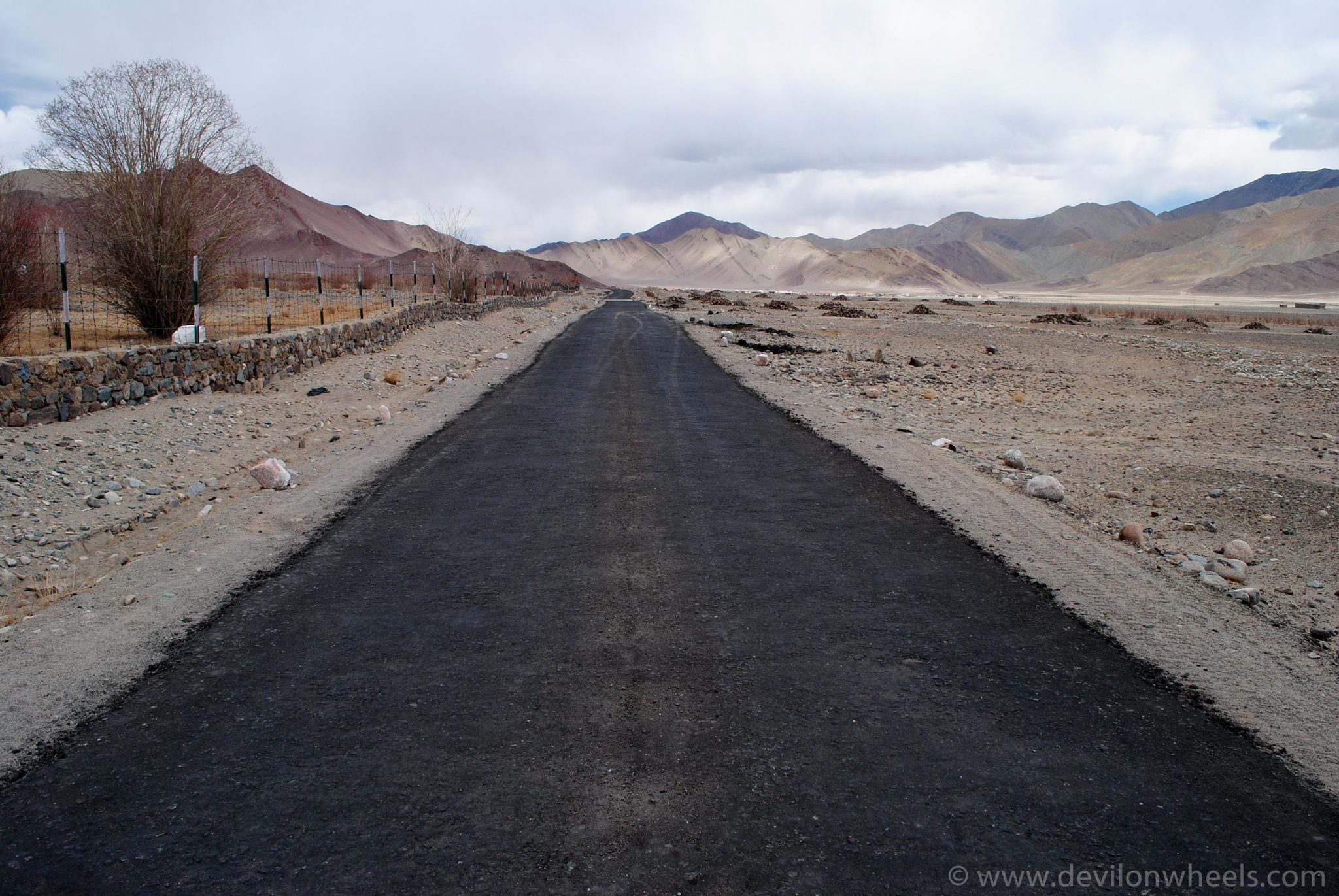 Hanle in Ladakh - A Complete Travel Guide & Sightseeing Places [2023]