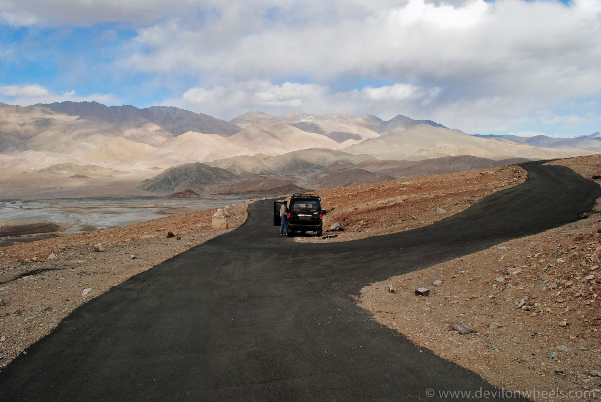 Hanle in Ladakh - A Complete Travel Guide & Sightseeing Places [2023]